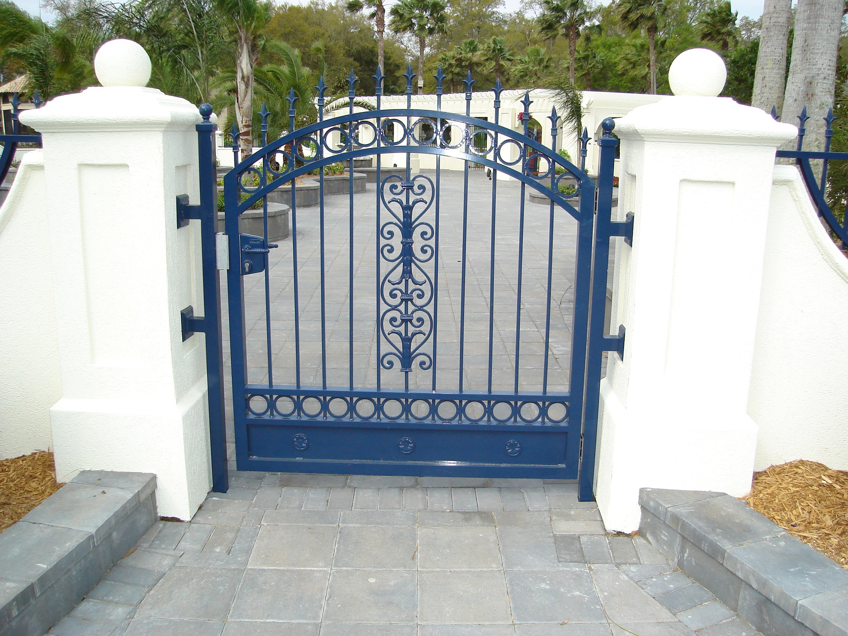 Edwards Ornamental Iron - Photo Gallery - Walkway Gate Photos